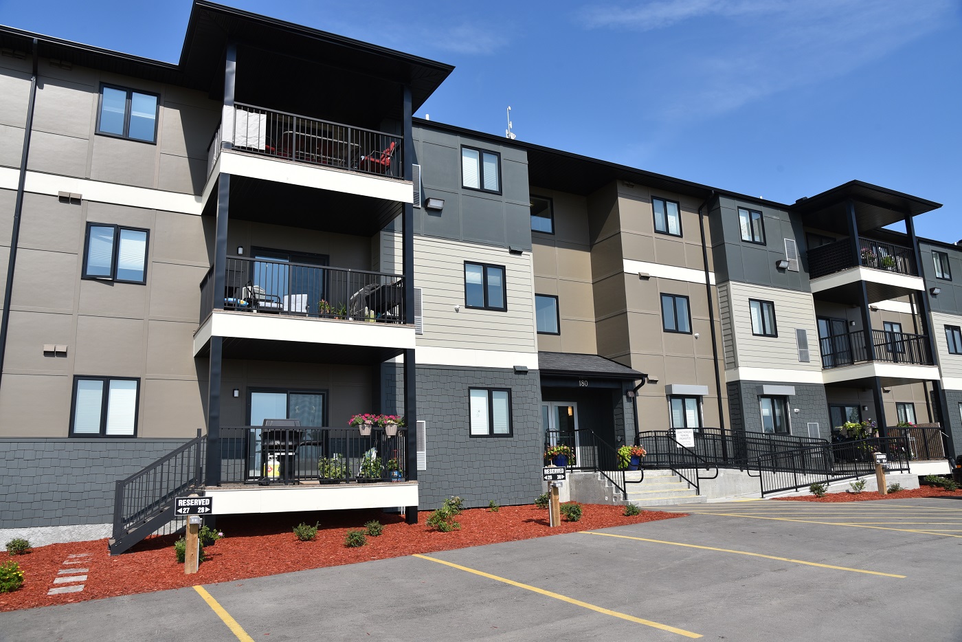 Gallery | Prairie Sky Apartments